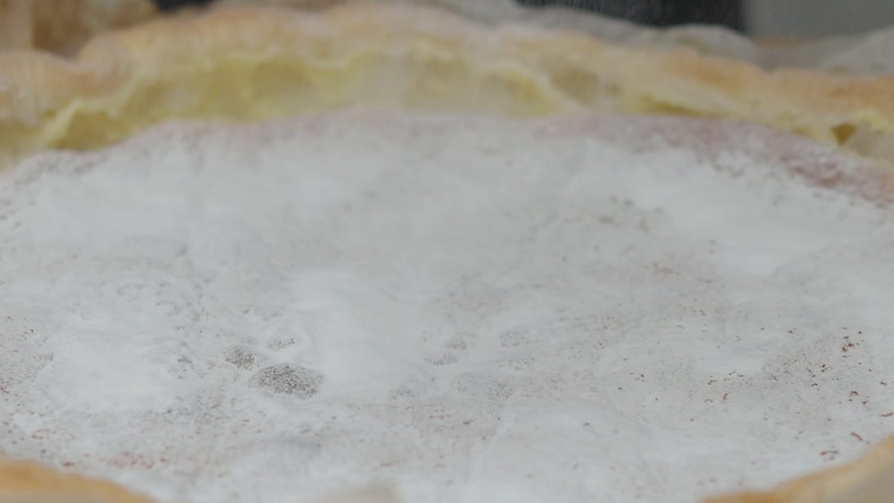 Lemony Easter Tart: a refreshing and yummy dessert for springtime