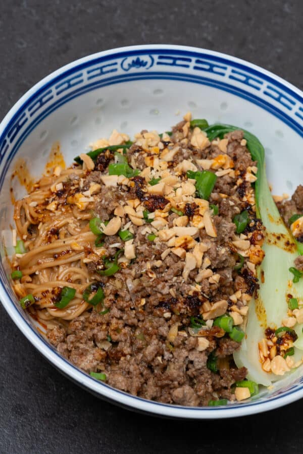 10 minute Chili Garlic Udon Noodles